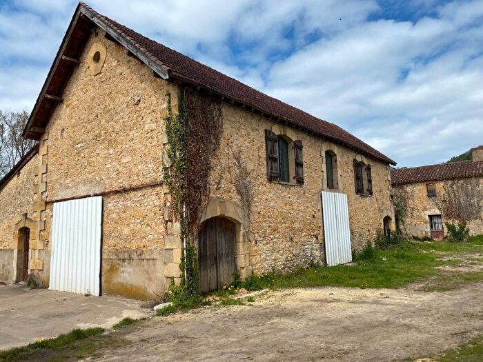 Maison à louer - Saint-Cyprien - 3 pièces