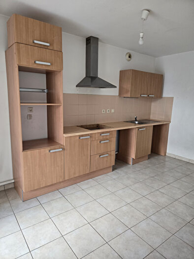 Appartement à louer - Carpentras, Coeur de Ville - 3 pièces - 2 chambres