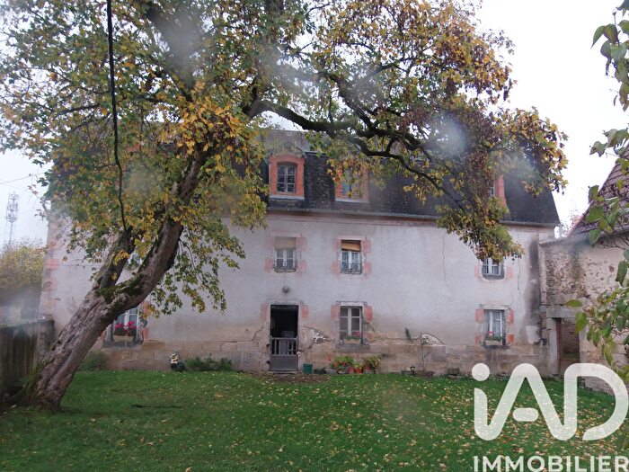 Maison à vendre - Villosanges - 8 pièces - 4 chambres