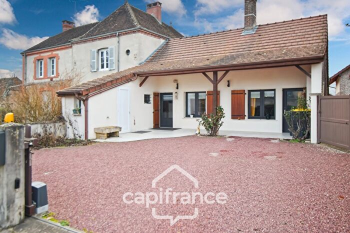 Maison 4 pièces à vendre à Saillenard