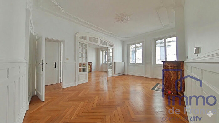 Appartement à vendre - Saint-Étienne, Couriot, Tarentaise, Beaubrun - 3 pièces - 1 chambre