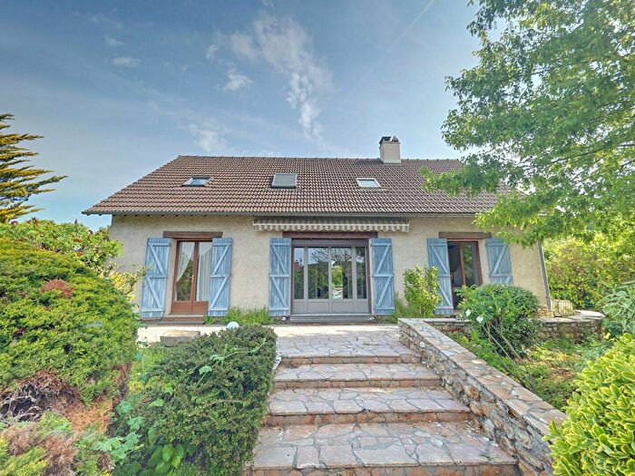 Maison 6 pièces à Maintenon, à louer