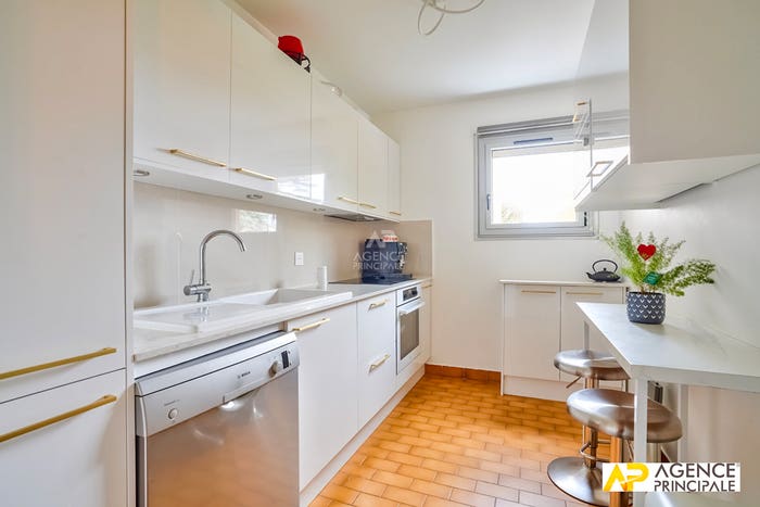 Maisons-Laffitte, Ouest : Appartement 3 pièces à vendre