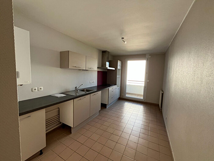 Appartement à louer - Clermont-Ferrand, Jaude, Fontgiève Saint-Alyre - 5 pièces - 3 chambres