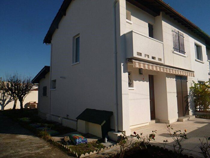 Maison 4 pièces à Poste Mairie, Talence, à louer