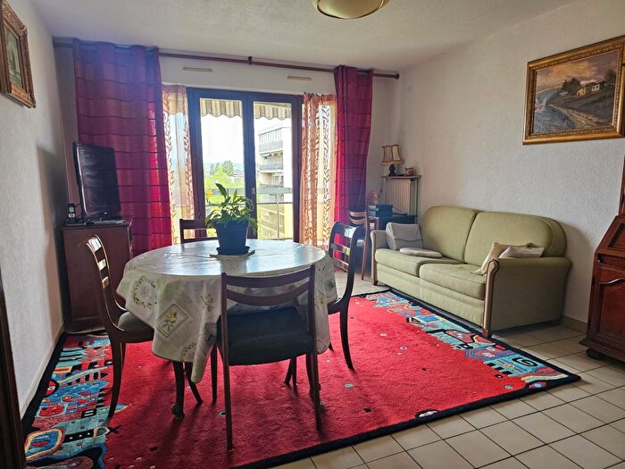 Appartement à louer - Gaillard - 3 pièces - 2 chambres