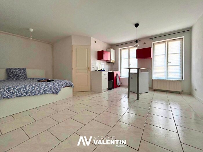 Centre-Ancienne Ville, Metz : Appartement 1 pièce à louer