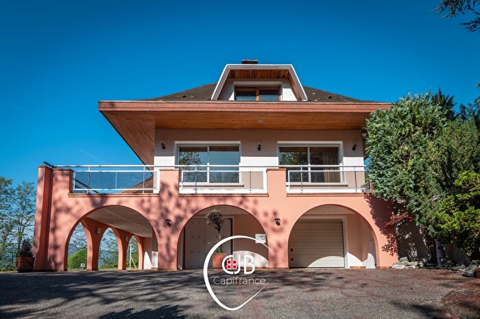 Maison 7 pièces à Saint-Alban-Leysse, à vendre