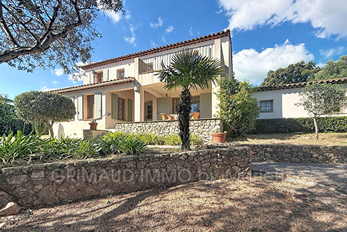 Maison 6 pièces à vendre à Le Plan-de-la-Tour
