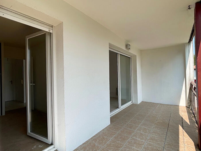 Appartement à vendre - Saint-Pierre-dIrube - 2 pièces - 1 chambre