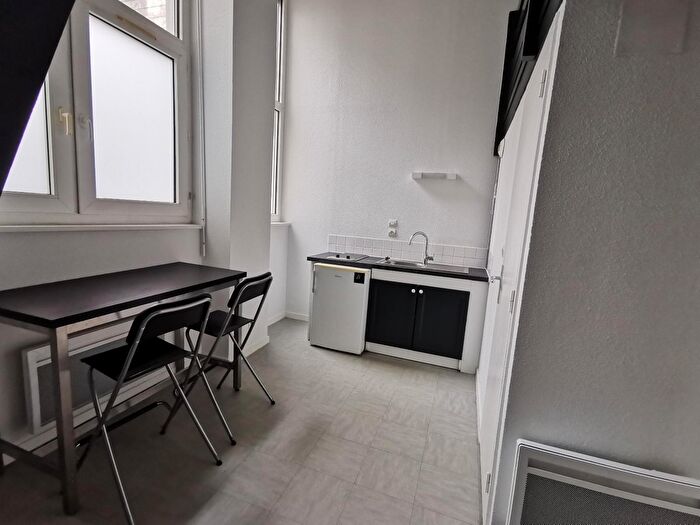 Appartement à louer - Saint-Étienne, Saint-Roch, Vivaraize, Valbenoite, Centre Deux - 1 pièce - 1 chambre