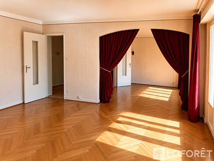 Appartement 3 pièces à Strasbourg, Robertsau, à vendre