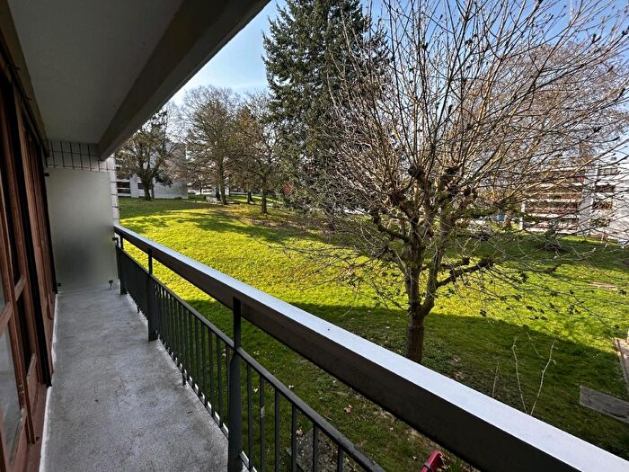 Appartement à louer - Villebon-sur-Yvette - 2 pièces - 1 chambre