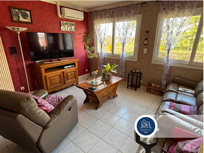 Maison à vendre - Roézé-sur-Sarthe - 5 pièces - 4 chambres