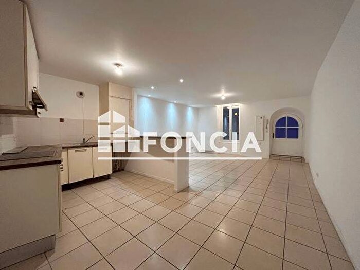 Appartement à louer - Allées Paul Riquet, Béziers - 4 pièces - 2 chambres