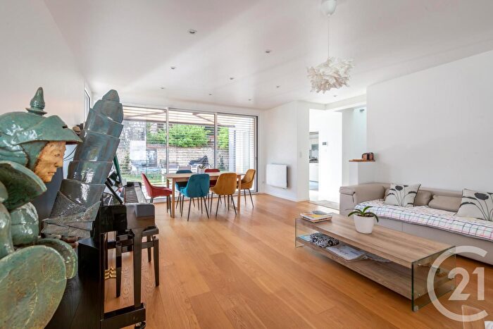 Maison 8 pièces à Saint-Maur-des-Fossés, Champignol, à vendre