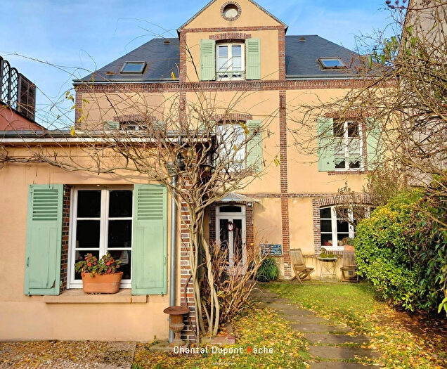 Maison à vendre - Chartres, Hôtel Dieu, Grand Faubourg - 9 pièces - 6 chambres