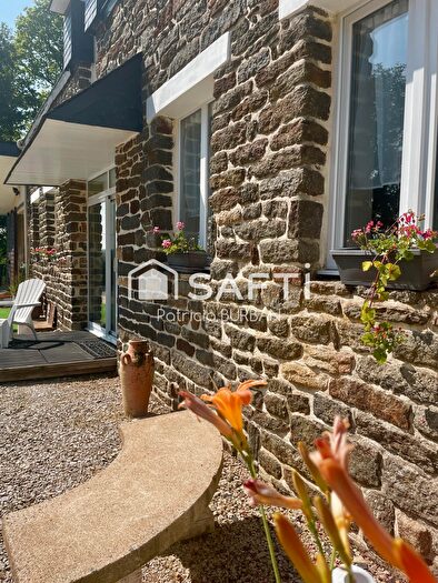 Maison à vendre - Larré - 8 pièces - 4 chambres