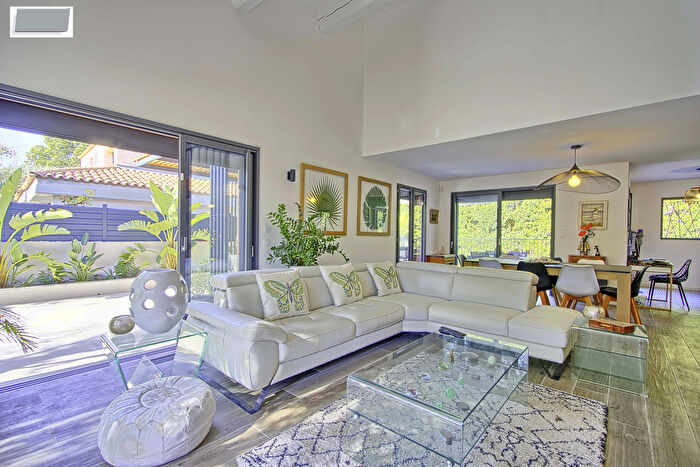 Maison à vendre - Toulon, Les Ameniers - 5 pièces - 4 chambres