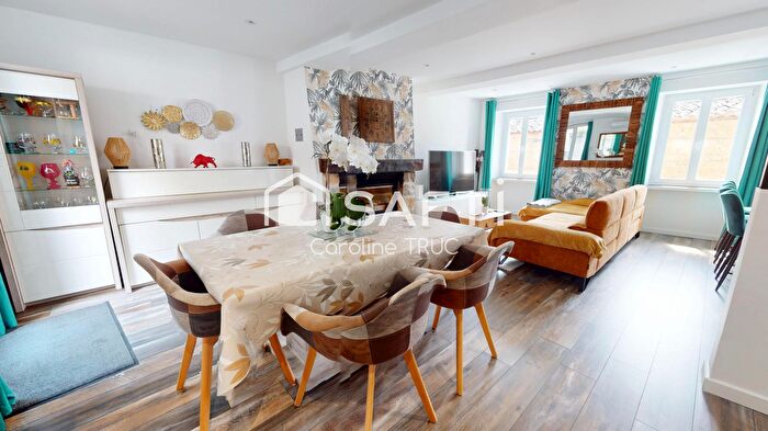 Maison 4 pièces à Sainte-Anastasie-sur-Issole, à vendre