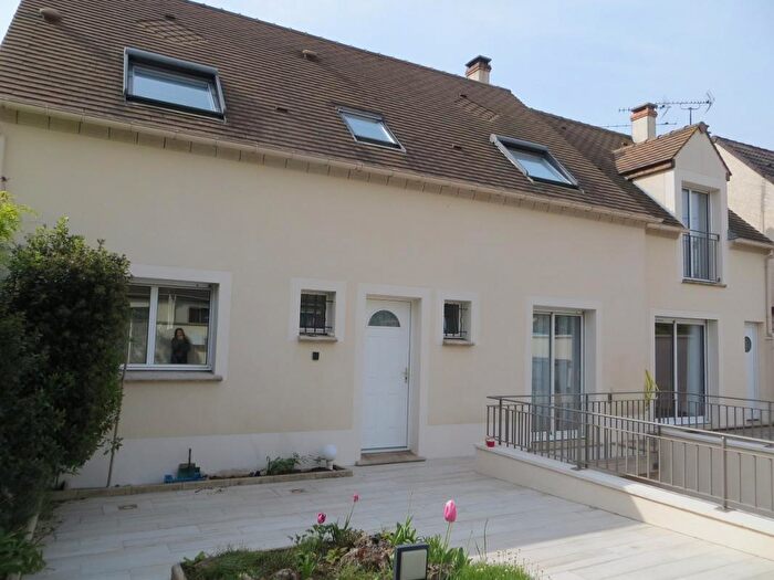 Maison à vendre - Issou - 6 pièces - 4 chambres