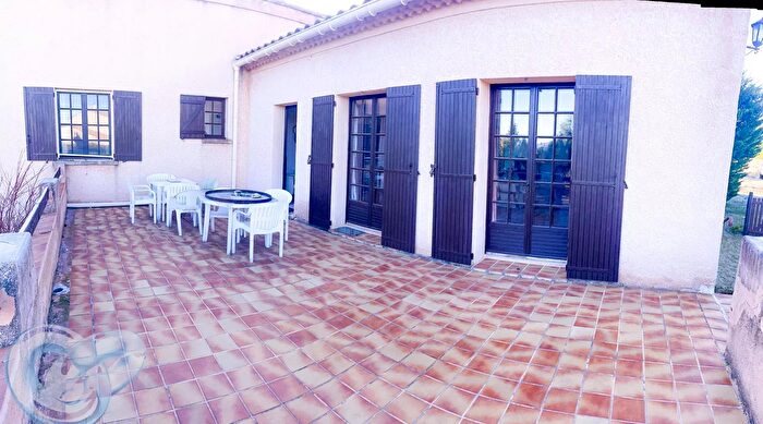 Maison à vendre - Saint-Christol - 5 pièces - 3 chambres