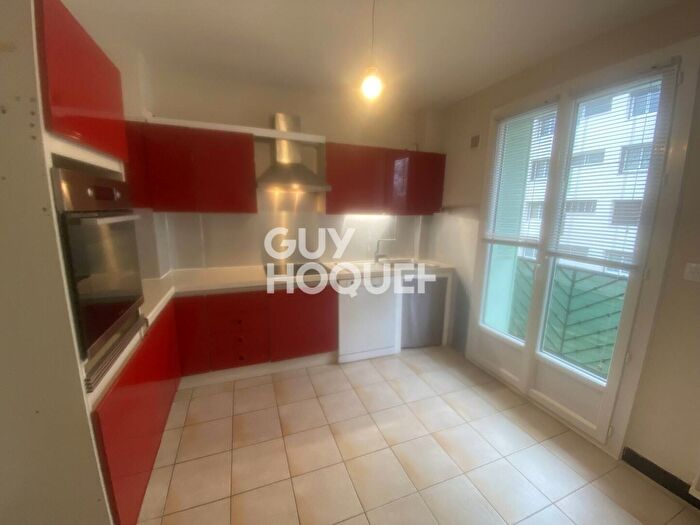 Appartement à louer - Nord, Portes-lès-Valence - 3 pièces - 2 chambres