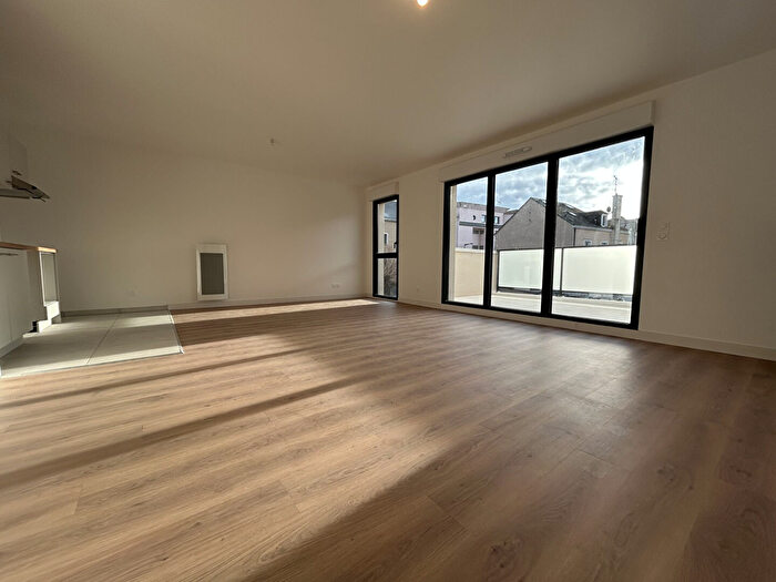 Appartement à louer - Chartres, Rechèvres - 3 pièces - 2 chambres