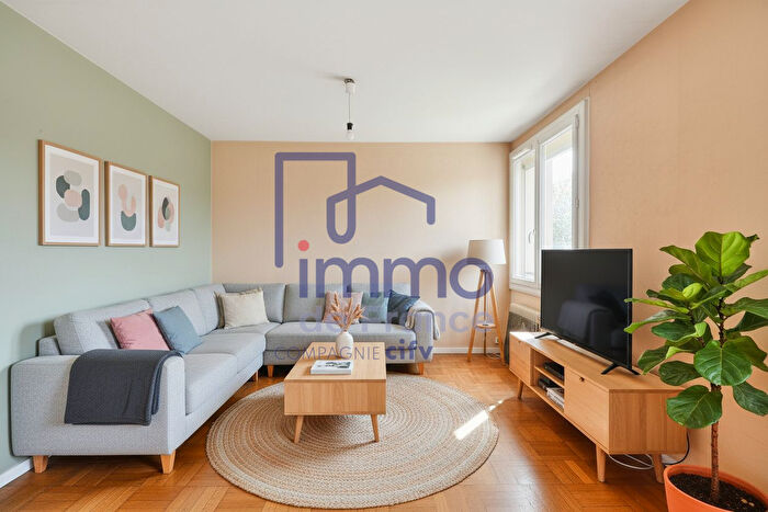 Appartement à vendre - Écully, Chalier, Valvert - 4 pièces - 2 chambres