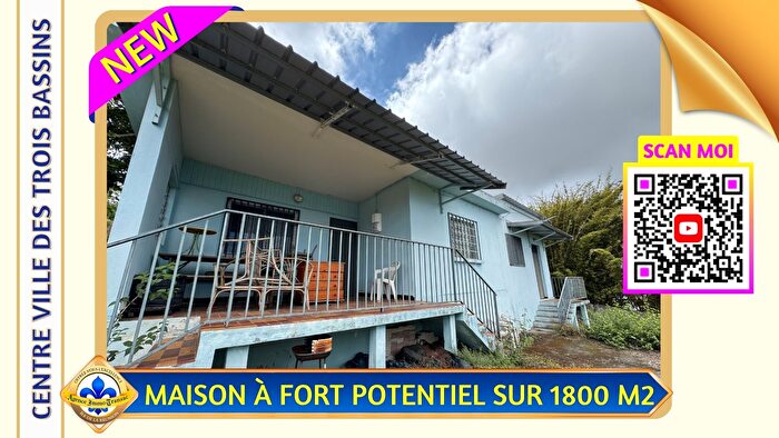 Maison à vendre - Les Trois-Bassins - 8 pièces - 7 chambres