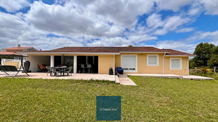 Maison 5 pièces à Sainte-Eulalie, à vendre