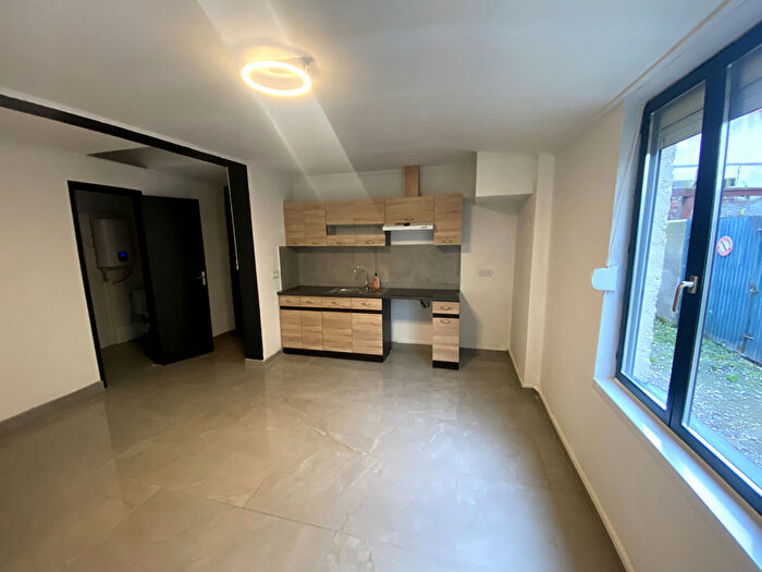 Appartement 1 pièce à Chauny, Centre-ville, Chaussée, Brouage, Beauséjour, à louer