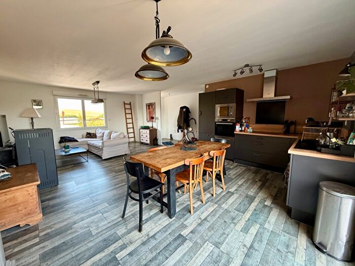 Maison 5 pièces à vendre à Attin