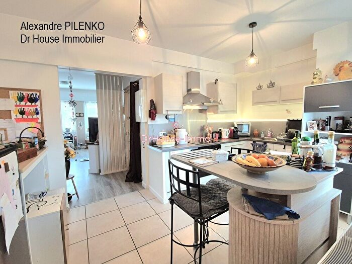 Appartement à vendre - Chalon-sur-Saône, Centre-ville - 4 pièces - 2 chambres