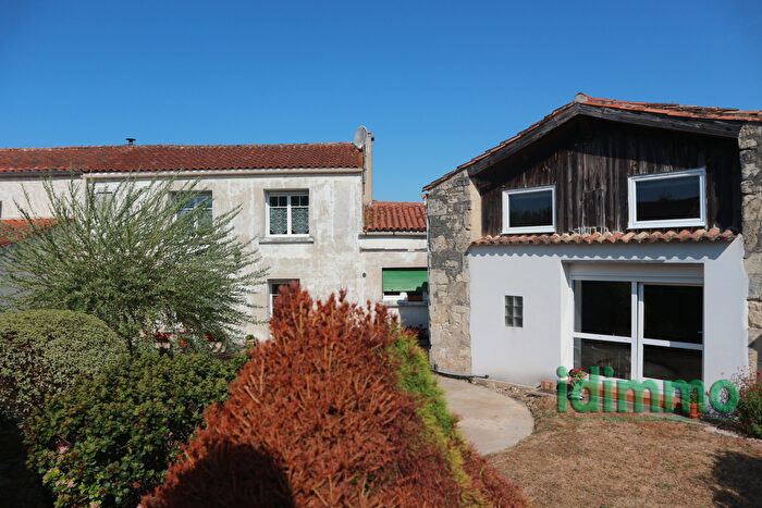 Maison 7 pièces à vendre à La Jarrie