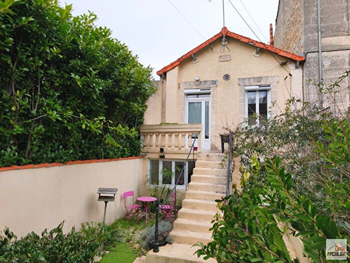 Maison à vendre - Angoulême - 4 pièces - 2 chambres