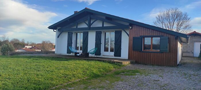 Maison à vendre - Guiche - 5 pièces - 3 chambres