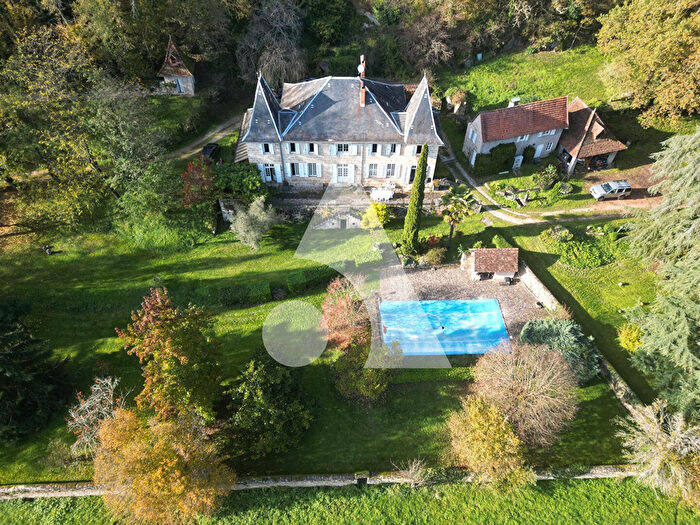 Maison à vendre - Figeac - 16 pièces - 8 chambres