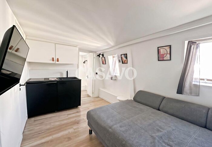 Paris 3ème, Sainte-Avoye : Appartement 2 pièces à vendre