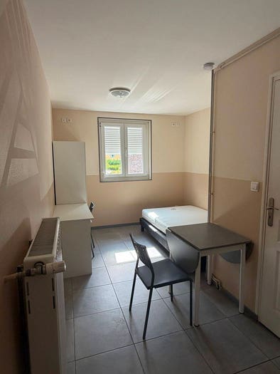 Casernes-Caux-Corbineau, Douai - Appartement 1 pièce à louer