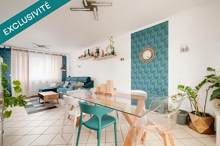 Maison à vendre - Seichamps - 4 pièces - 3 chambres