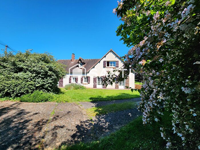 Maison 7 pièces à vendre à Saint-Rémy-sur-Avre