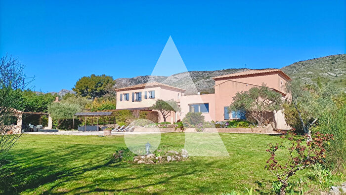 Maison à vendre - Puyloubier - 10 pièces - 8 chambres