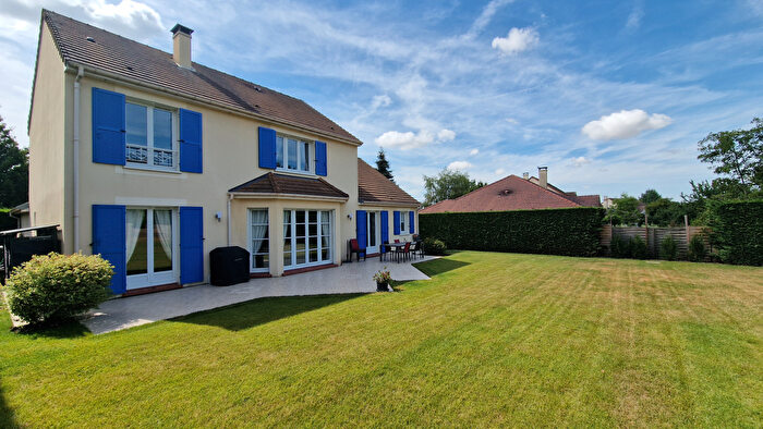 Maison 7 pièces à Saint-Witz, à vendre