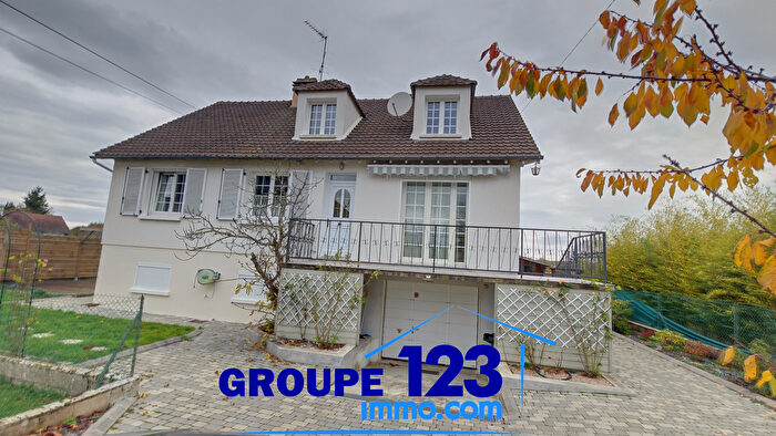 Maison à vendre - Monéteau - 6 pièces - 4 chambres