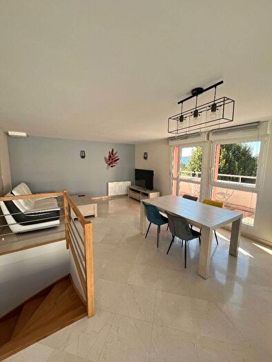 Appartement à louer - Saint Claude, Torcols, Besançon - 4 pièces - 2 chambres