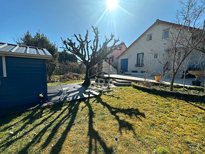 Maison à vendre - Saint-Fargeau-Ponthierry - 5 pièces - 2 chambres