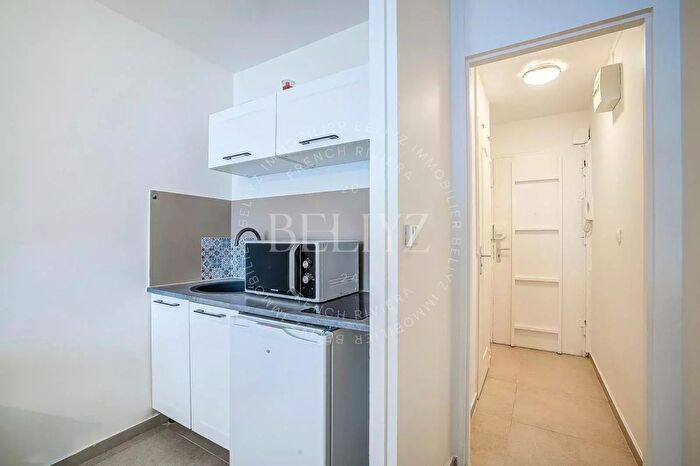 Appartement 1 pièce à louer à Nice, Parc Impérial, Le Piol