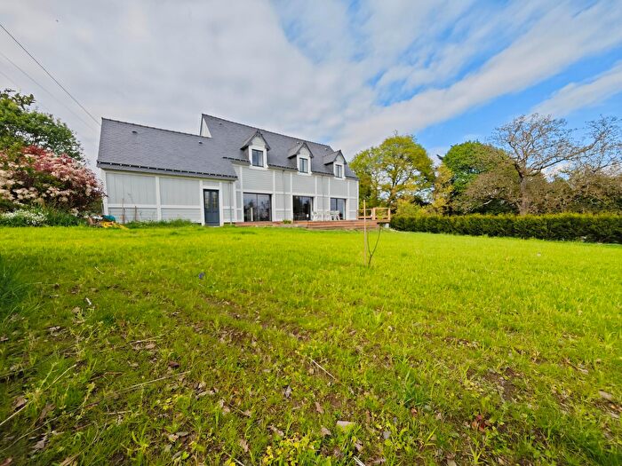 Maison à vendre - Elven - 6 pièces - 4 chambres