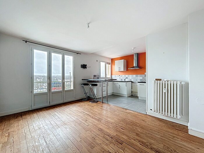 Pont-Hébert : Appartement 4 pièces à vendre
